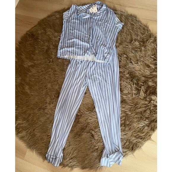 Laura Ashley | Intimates & Sleepwear | New Laura Ashley Oh So Soft ...